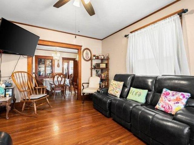 house with 7 bedroom, Boston MA ES105400684