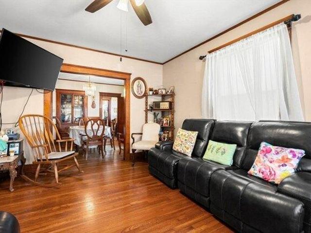 house with 7 bedroom, Boston MA ES105061547