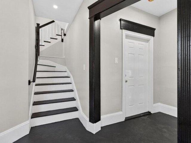 house with 7 bedroom, Boston MA ES105156911