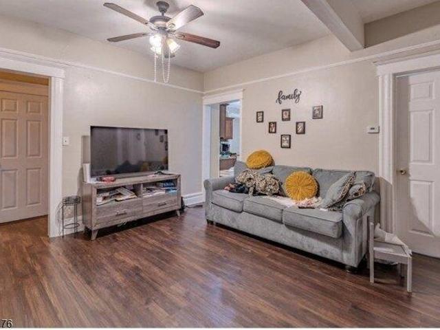 house with 7 bedroom, Bloomfield NJ DLS101704918