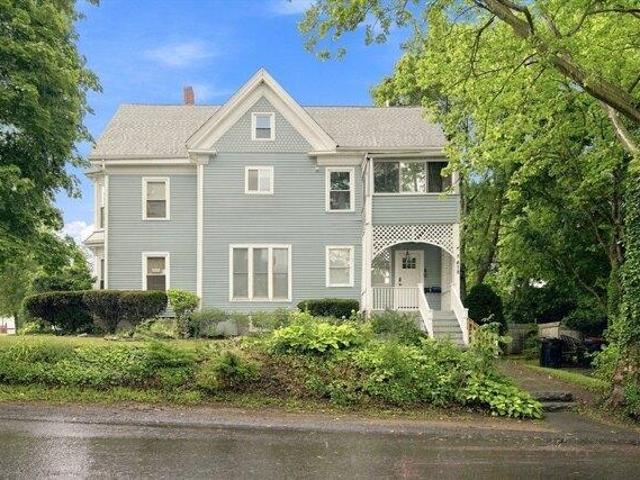 house with 7 bedroom, Brockton MA ES104870310