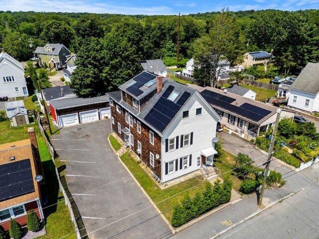 house with 7 bedroom, Brockton MA ES104808250