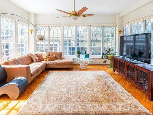 house with 7 bedroom, Brooklyn NY DS102563757