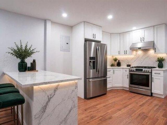 house with 7 bedroom, Brooklyn NY ES105205645