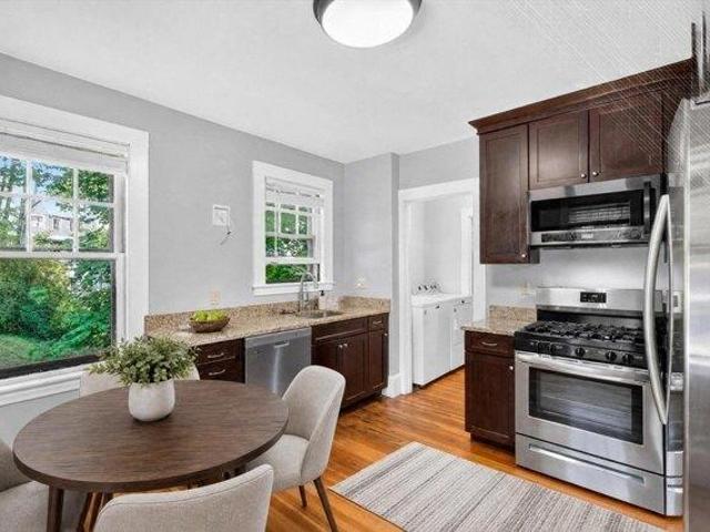 house with 7 bedroom, Brookline MA ES105105667