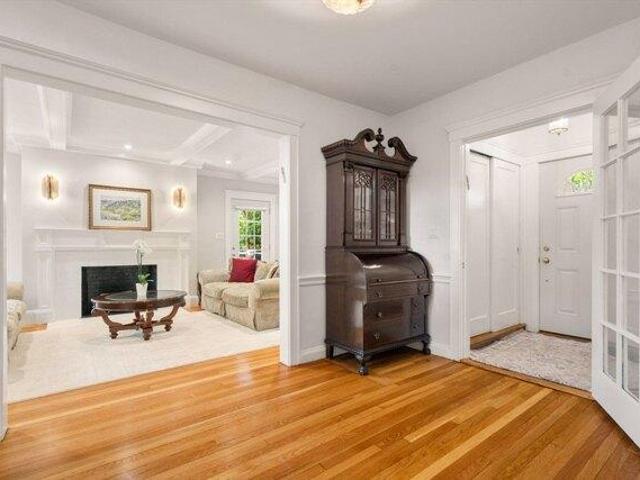 house with 7 bedroom, Brookline MA ES105112809