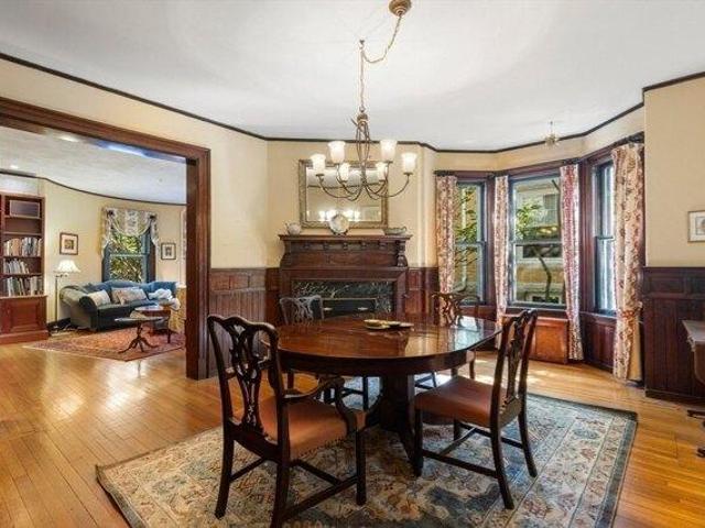 house with 7 bedroom, Brookline MA ES105277469