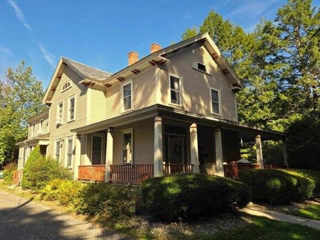 house with 7 bedroom, Brattleboro VT ES104788144