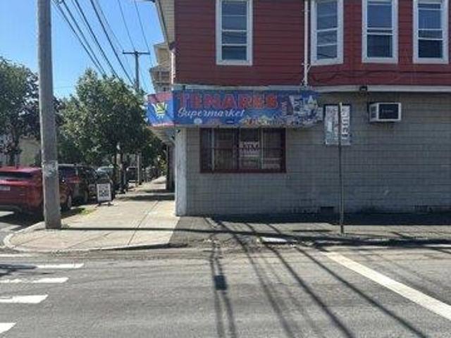 house with 7 bedroom, Bridgeport CT ES104407517