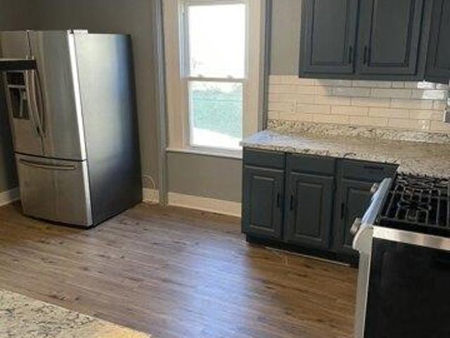 house with 7 bedroom, Bridgeport CT ES105112901