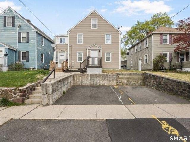 house with 7 bedroom, Bristol CT DLS102218699