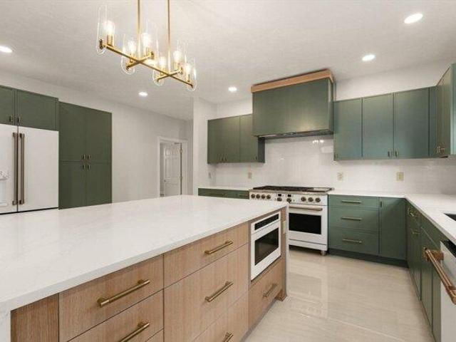 house with 7 bedroom, Canton MA ES103035113