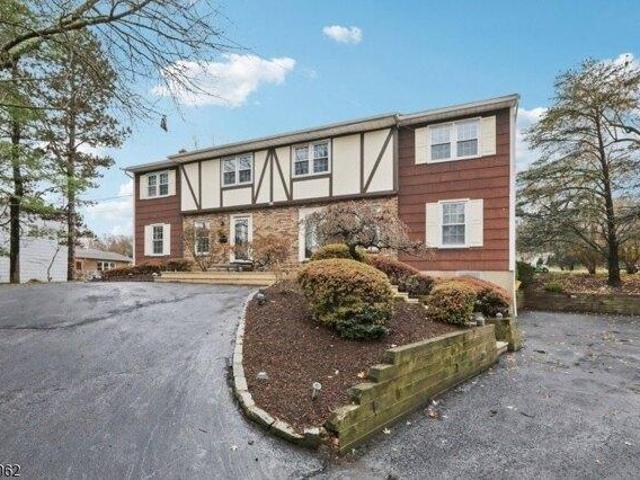 house with 7 bedroom, Cedar Grove NJ ES105127332