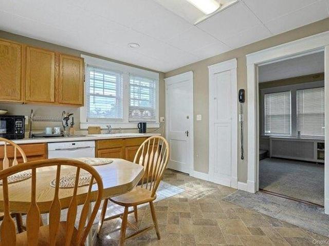 house with 7 bedroom, Congers NY ES105192037