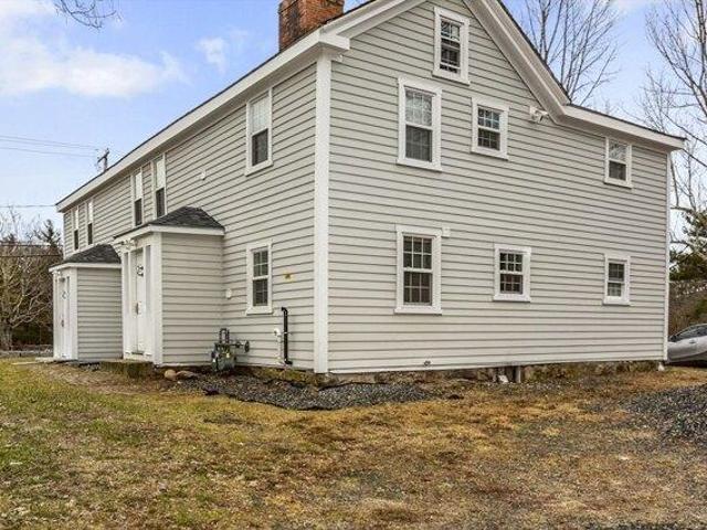 house with 7 bedroom, Dartmouth MA DLS102371276