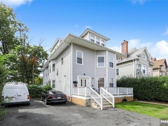 house with 7 bedroom, East Orange NJ DLS102285583