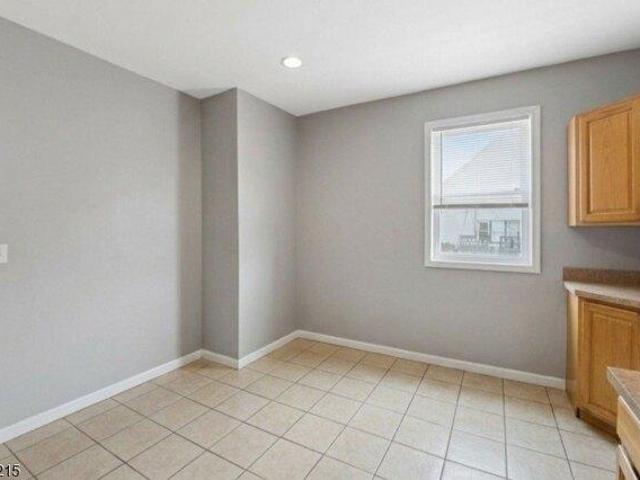 house with 7 bedroom, East Orange NJ DLS102346445