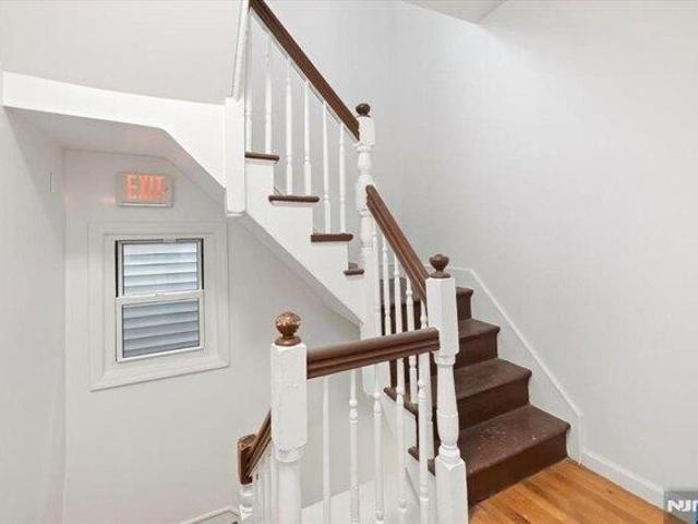 house with 7 bedroom, East Orange NJ ES104851216