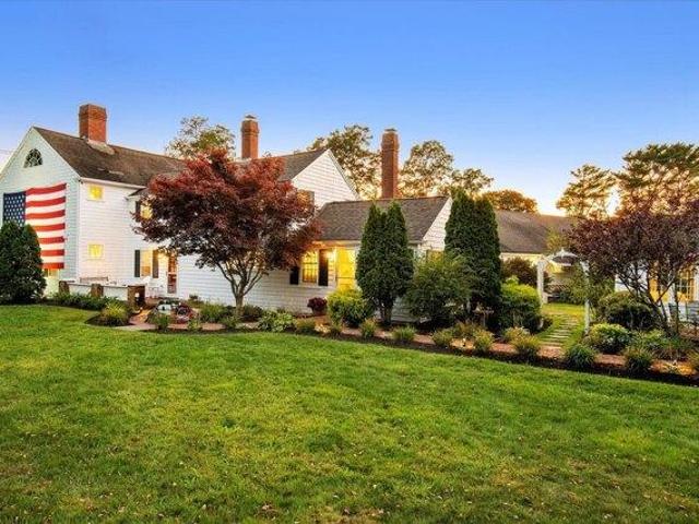 house with 7 bedroom, East Falmouth MA ES105082458