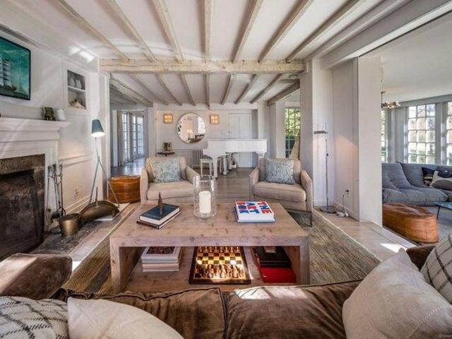 house with 7 bedroom, East Haddam CT ES104295473