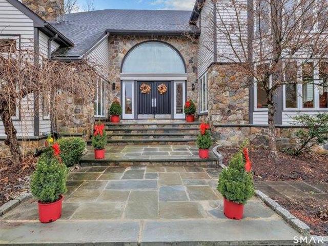 house with 7 bedroom, Easton CT DS102312514