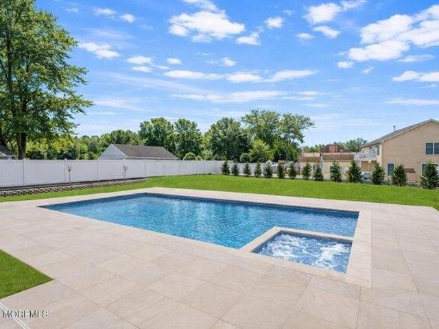 house with 7 bedroom, Eatontown NJ ES104850880