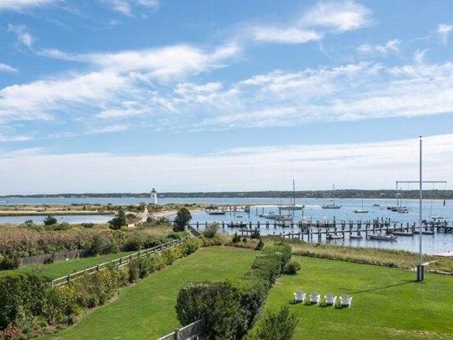 house with 7 bedroom, Edgartown MA DS102370585