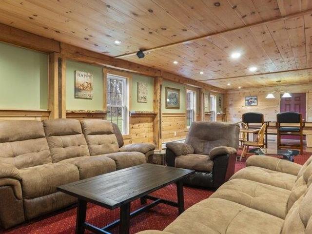 house with 7 bedroom, Eustis ME ES105425766