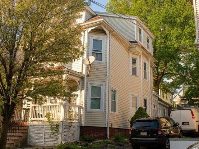 house with 7 bedroom, Everett MA ES103124521