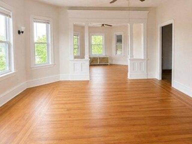 house with 7 bedroom, Fall River MA ES103966937