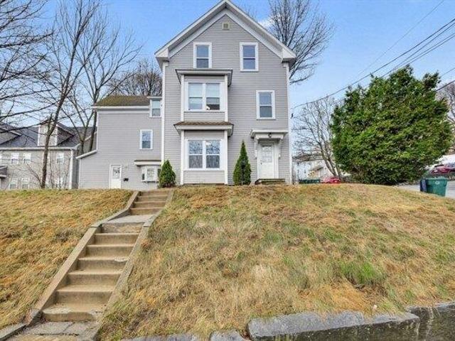 house with 7 bedroom, Fitchburg MA DS102592695