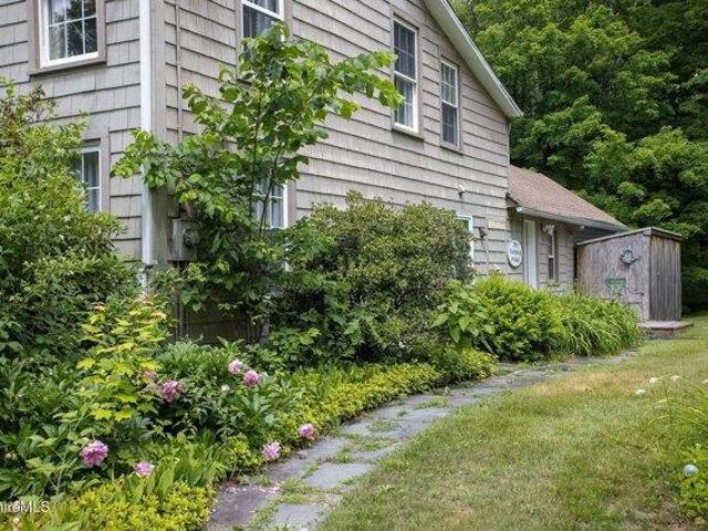 house with 7 bedroom, Great Barrington MA ES105160632