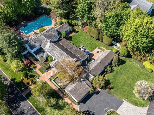 house with 7 bedroom, Great Neck NY ES105206231