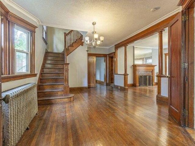 house with 7 bedroom, Hartford CT ES104442712