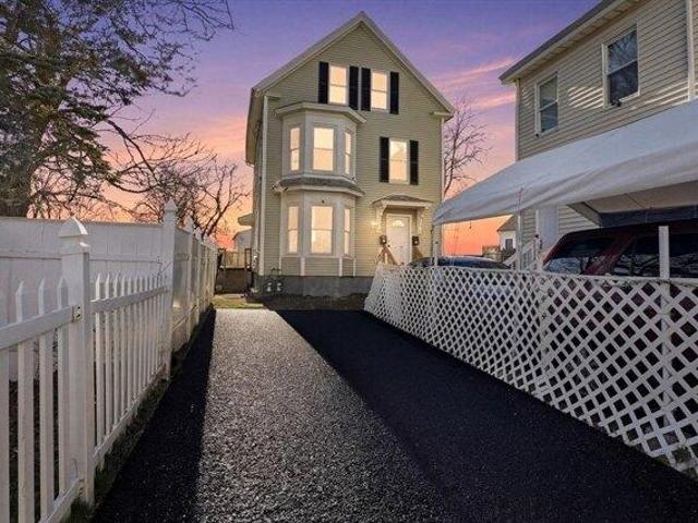 house with 7 bedroom, Haverhill MA DS101799394