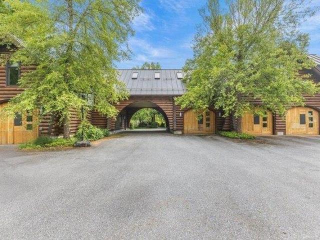 house with 7 bedroom, Hinesburg VT DS102026520