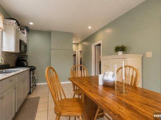 house with 7 bedroom, Irvington NJ ES104445451