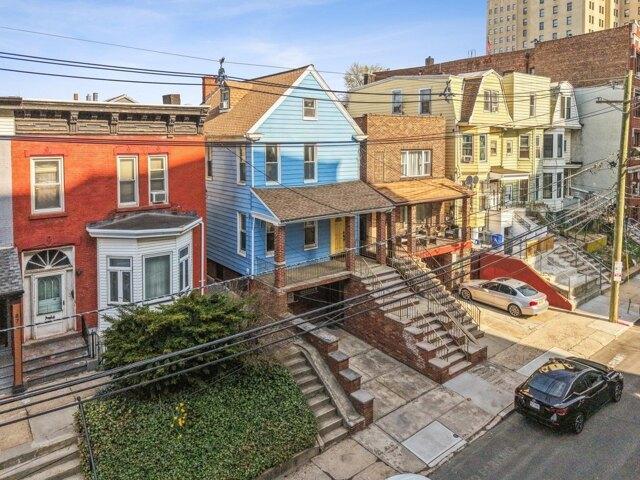 house with 7 bedroom, Jersey City NJ DLS102475337
