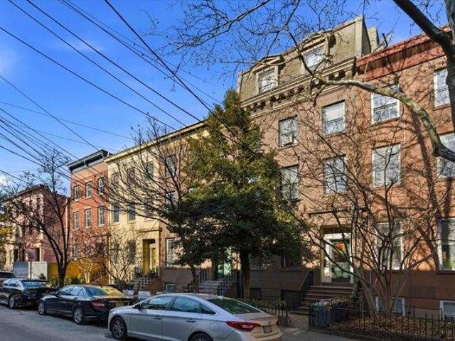 house with 7 bedroom, Jersey City NJ DS102727827