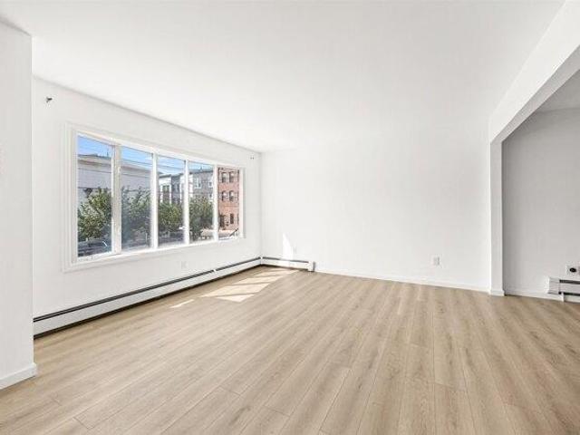 house with 7 bedroom, Jersey City NJ DS104149935
