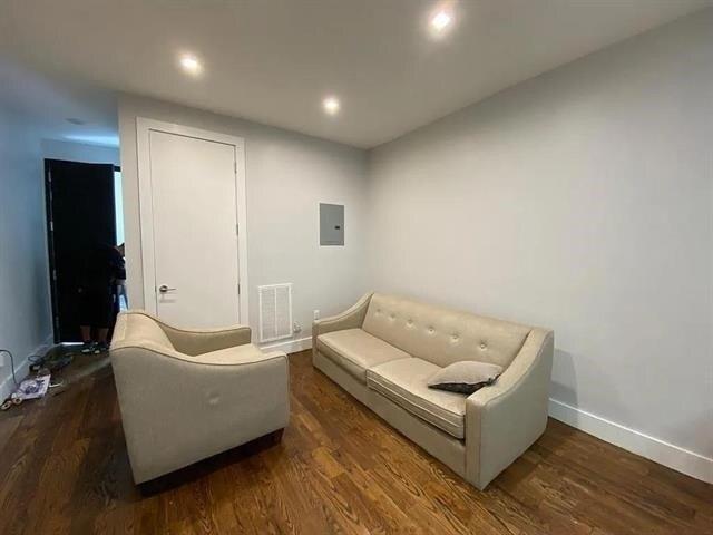house with 7 bedroom, Jersey City NJ ES104650167
