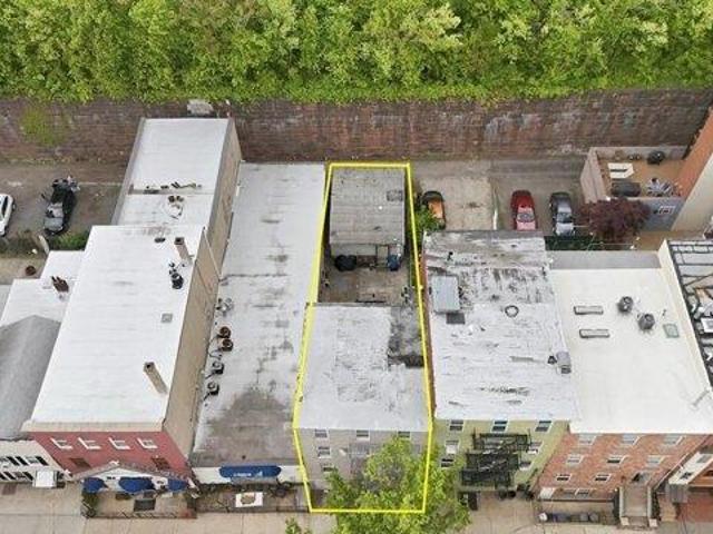 house with 7 bedroom, Jersey City NJ ES104835063