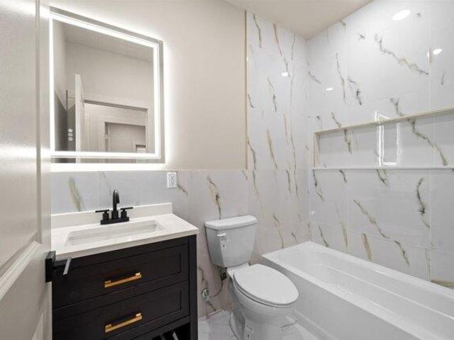 house with 7 bedroom, Jersey City NJ ES105175406