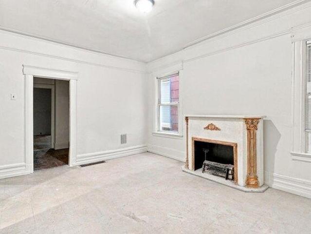 house with 7 bedroom, Jersey City NJ ES105204393