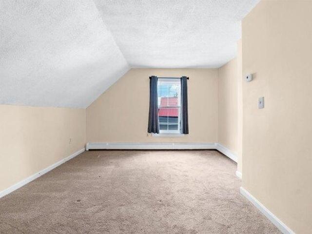 house with 7 bedroom, Laconia NH ES105106616