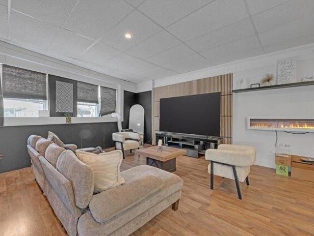 house with 7 bedroom, Leominster MA ES105123572