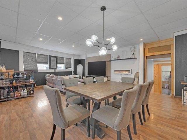 house with 7 bedroom, Leominster MA ES105192888