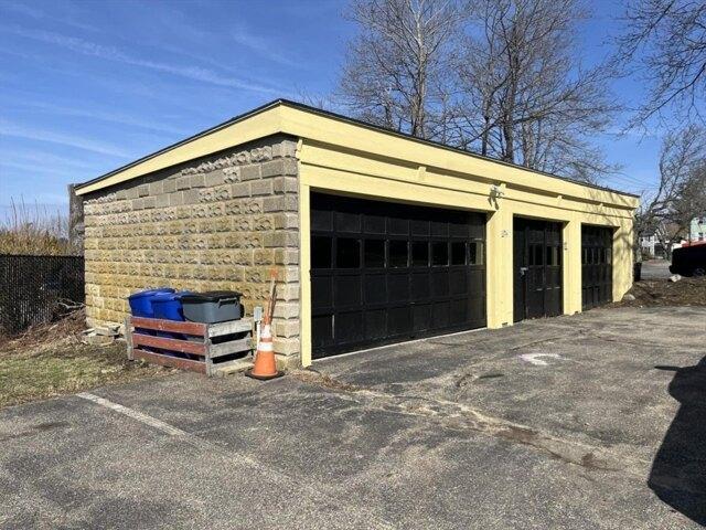 house with 7 bedroom, Leicester MA ES105142510