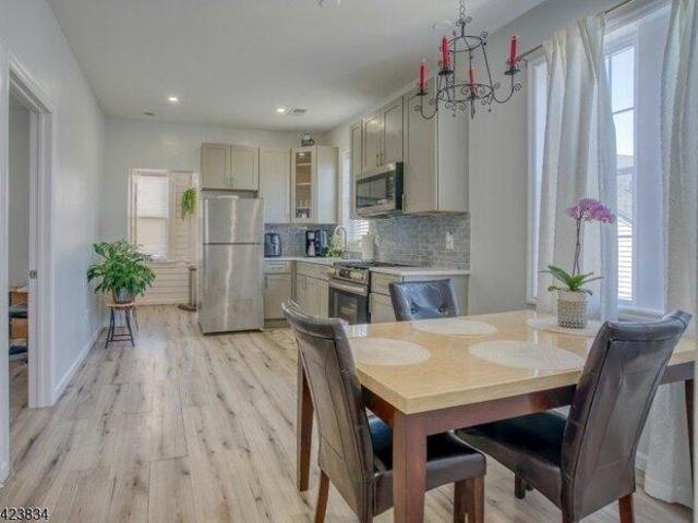 house with 7 bedroom, Linden NJ ES104920309