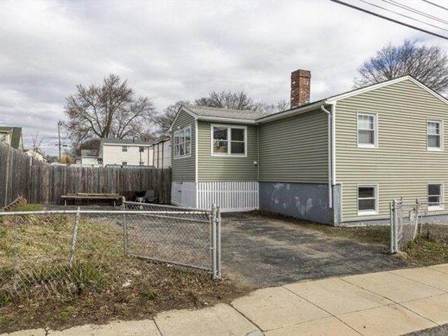 house with 7 bedroom, Lowell MA DS102632264